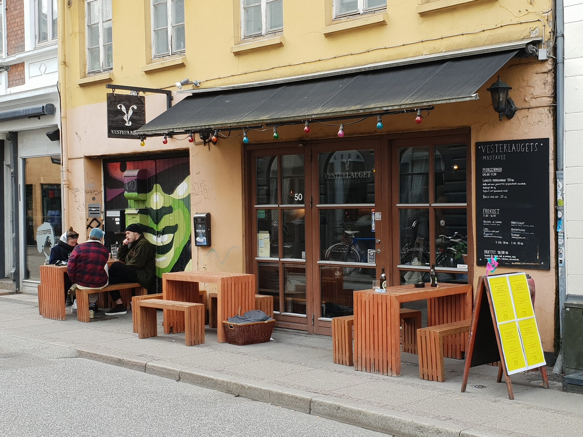 We recommend - Restaurant Domestic